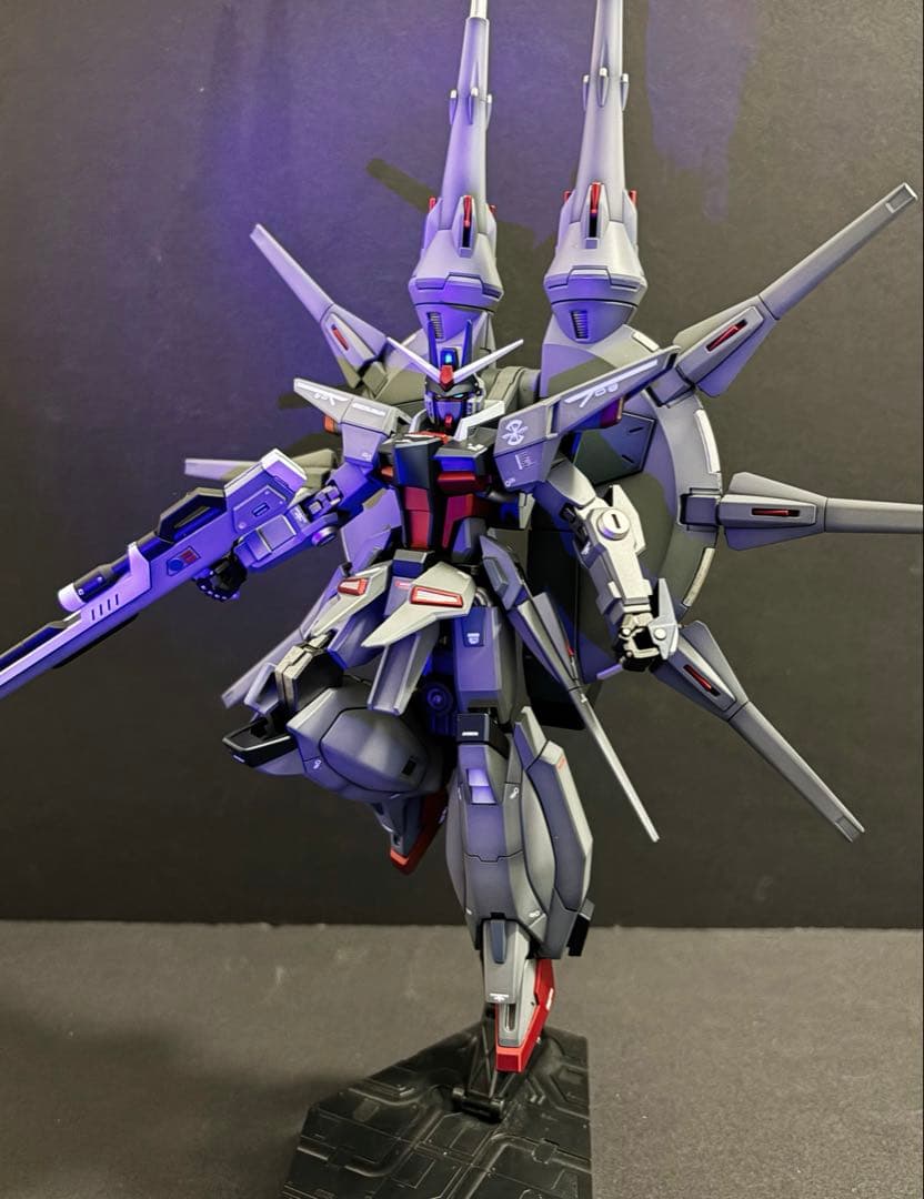 HG レジェンドガンダム　全塗装完成品　台座付属