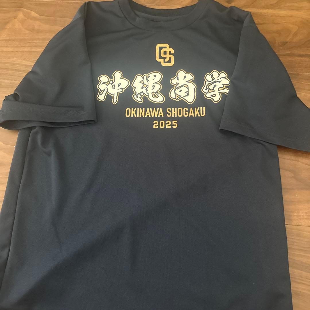 沖縄商学 2025 記念Tシャツ ネイビー