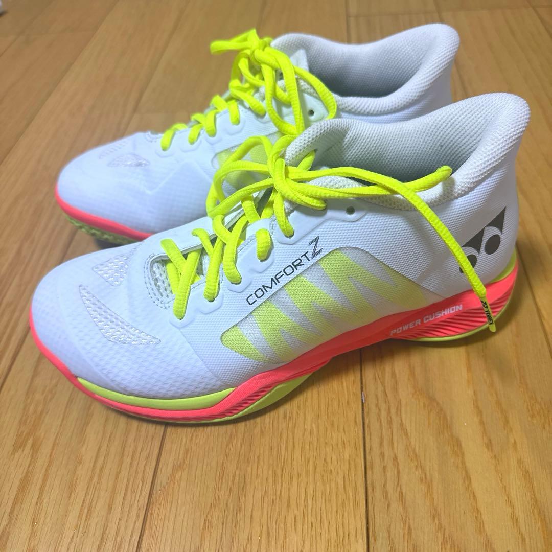 YONEX 24.5 シューズ バドミントン