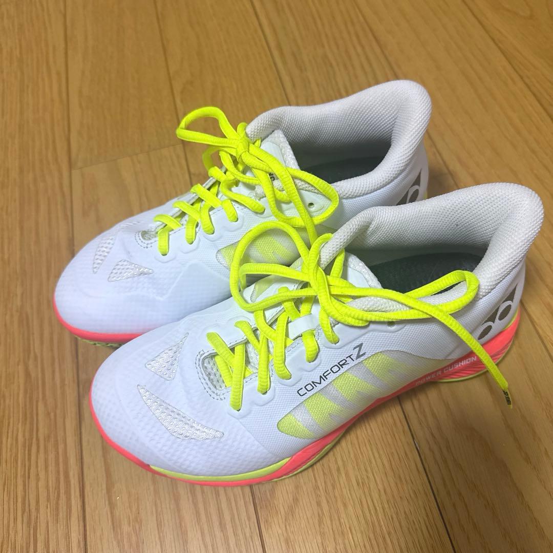 YONEX 24.5 シューズ バドミントン