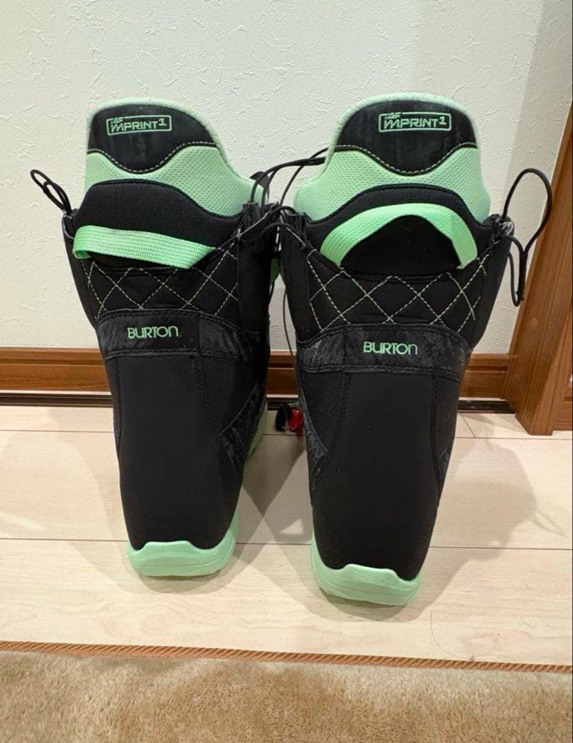 BURTON　バートン○MINT ASIAN FIT 24.5cm（女性用）