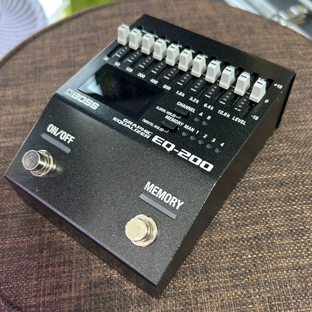 EQ-200 ギターエフェクター