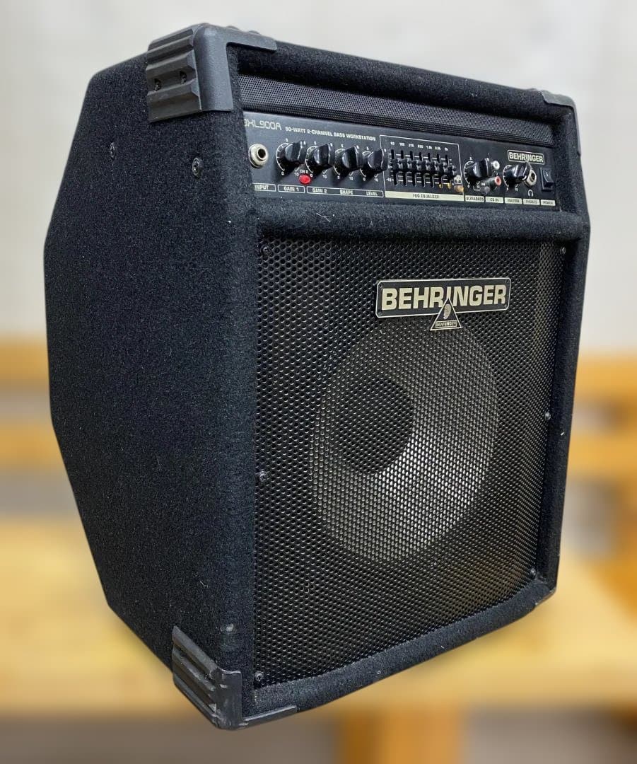 BEHRINGER BHL900A ベース用アンプ