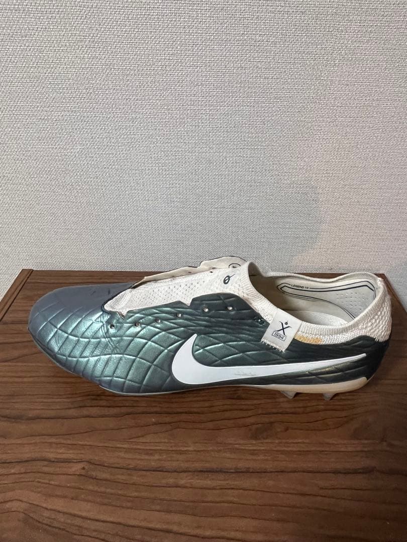 NIKEサッカースパイク ティエンポンエリート 30周年モデル　28cm FG