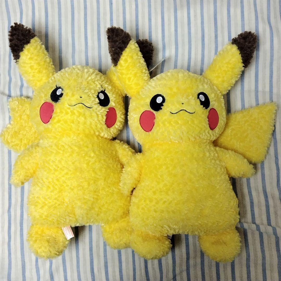 ピカチュウ Pikachu's Closet オスメスセット