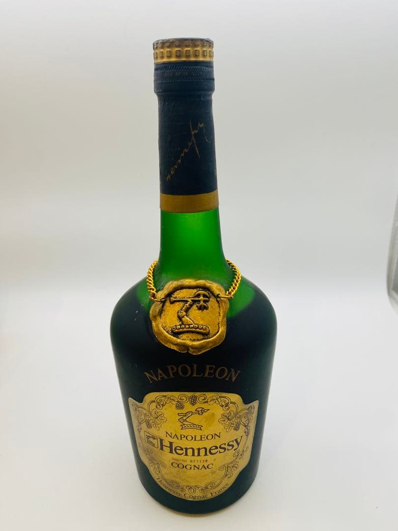 Hennessy Napoleon コニャック 木箱入り