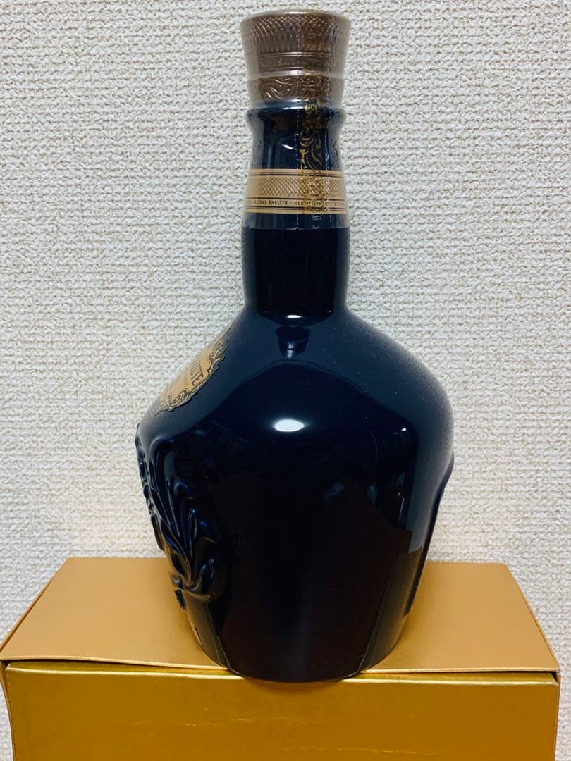 シーバス ロイヤルサルート 21 年ウイスキーの新品、未開封ボトル 700ml