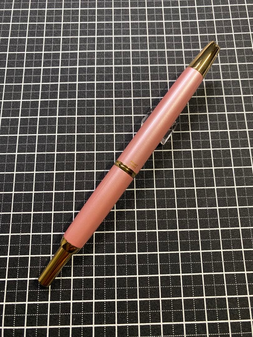 PILOT CAPLESS decimo SAKURA 万年筆　字幅EF