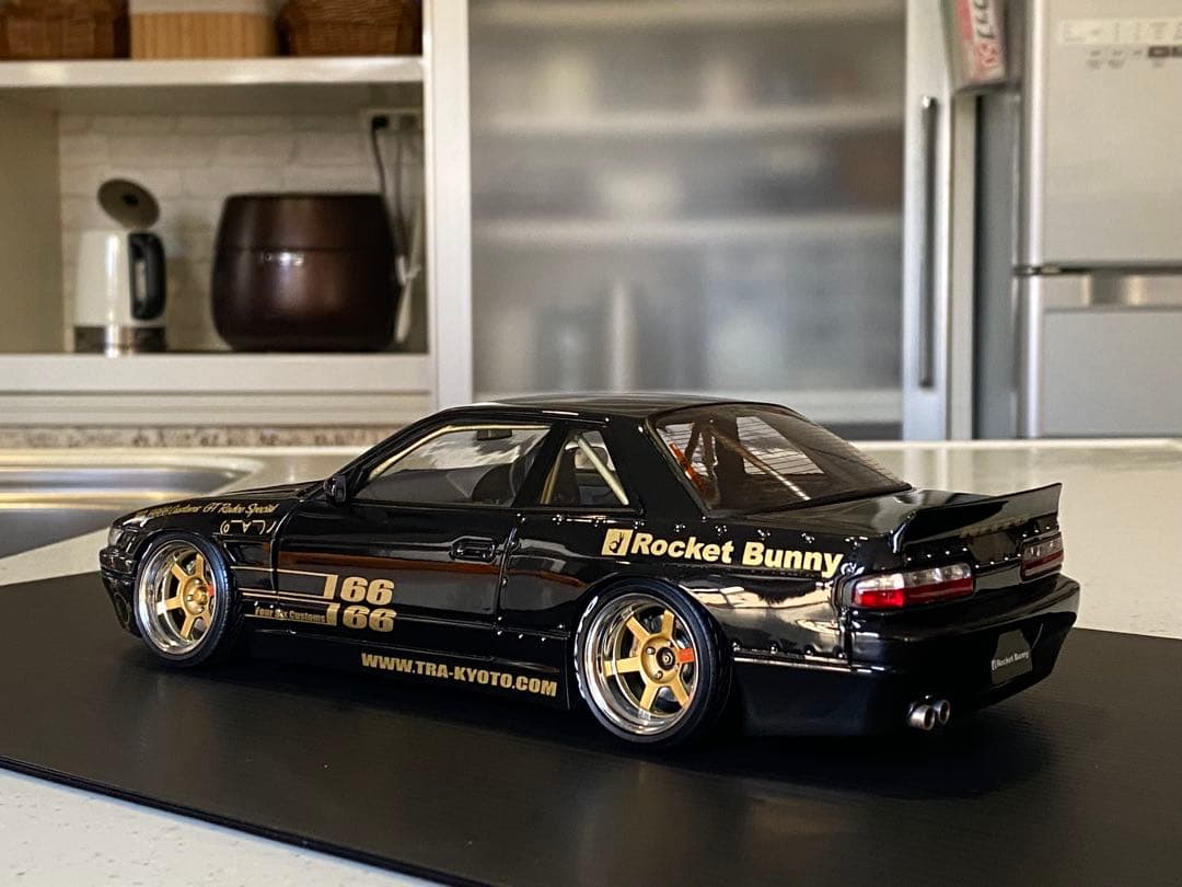 ロケットバニー　S13 シルビア　　1/18 イグニッションモデル