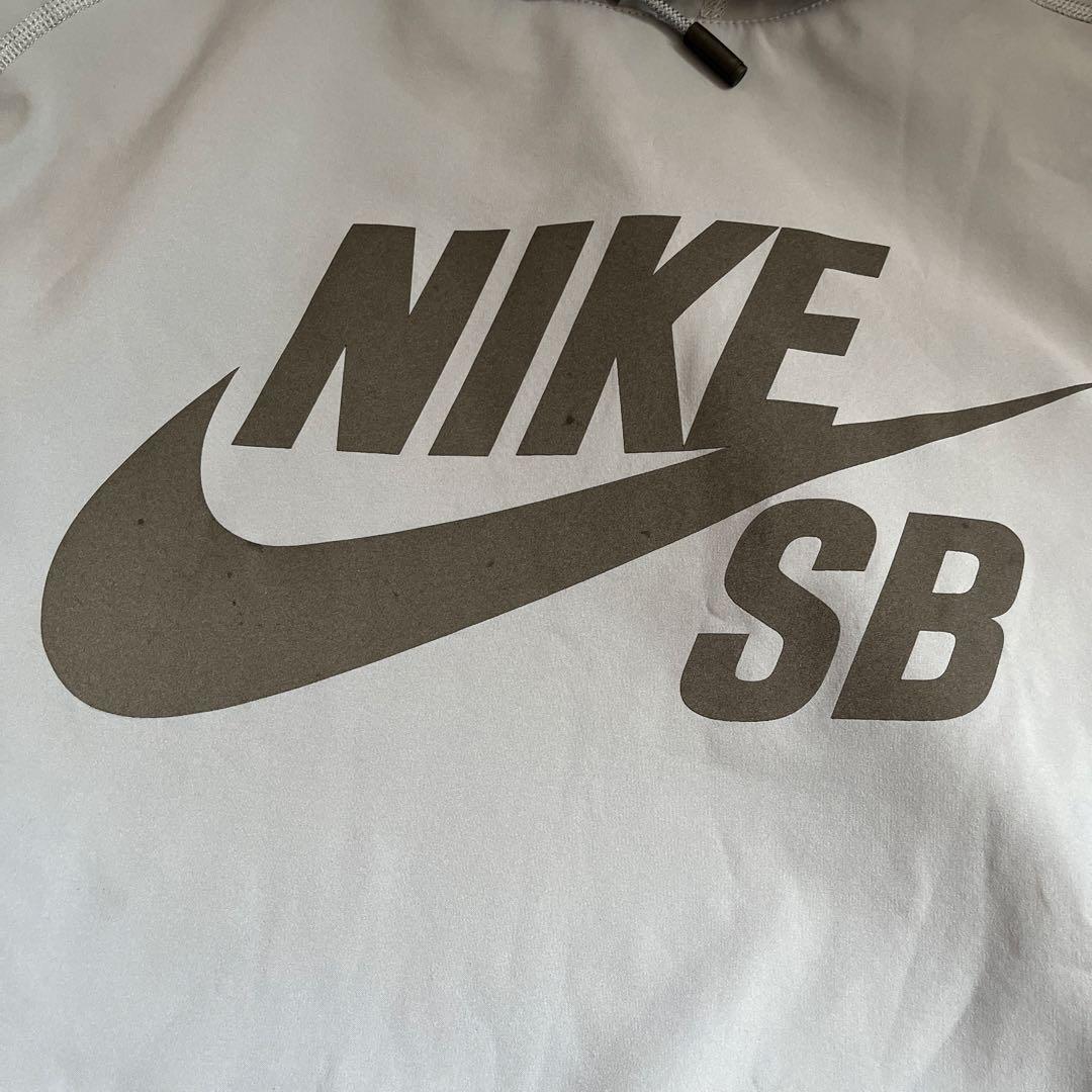 NIKE SB エニグマ（S）フード付きウェア ライトグレー