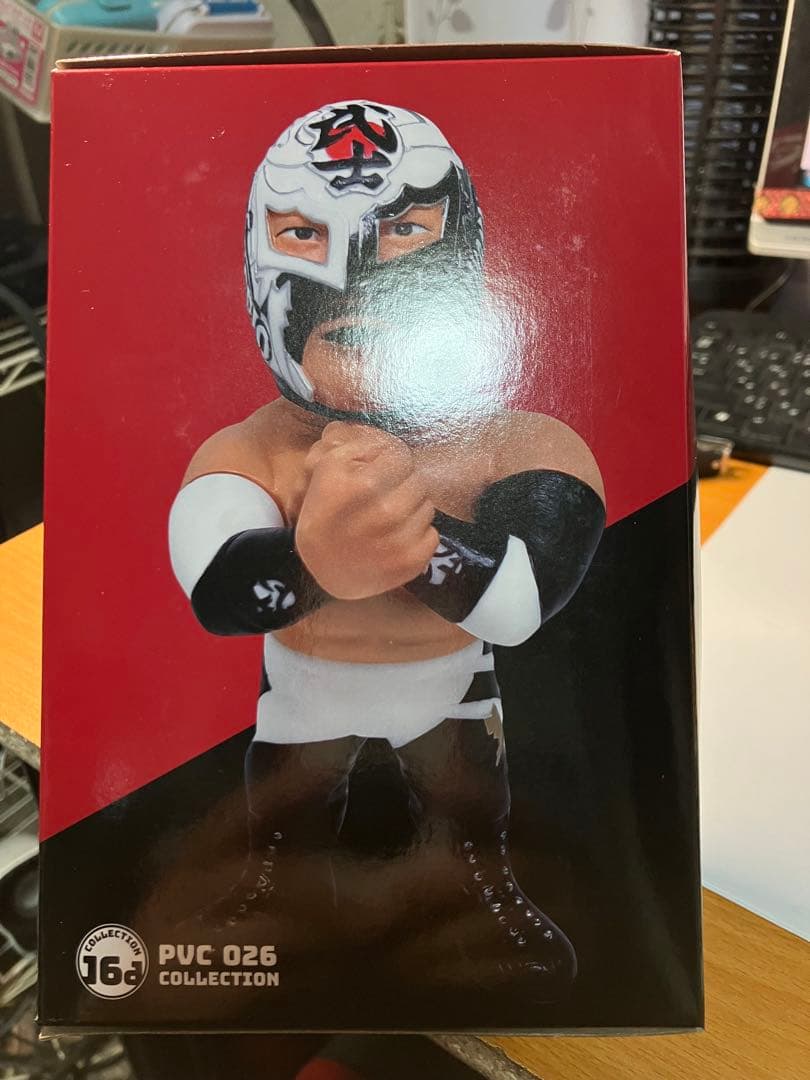 BUSHI 新日本プロレス　フィギュア　未開封