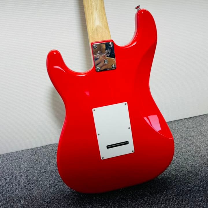 FENDER SQUIER コラボ　エレキギター　ストラトキャスター