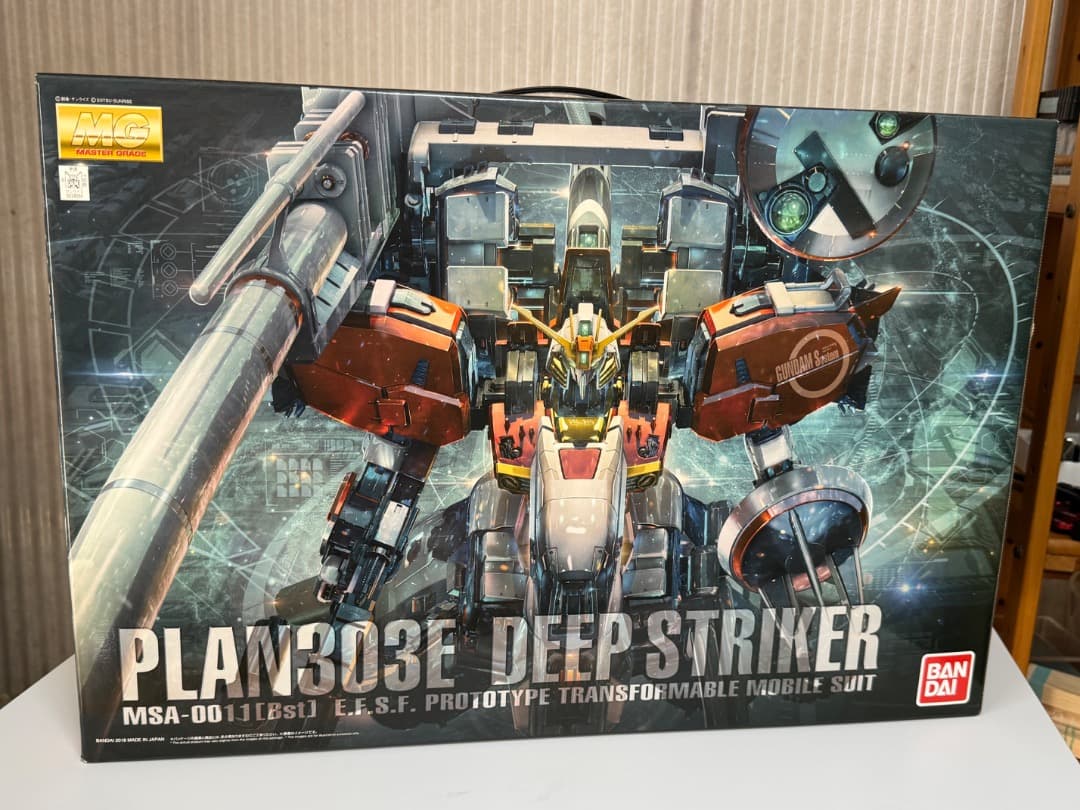 ロボット BANDAI MG 1/100 PLAN303E DEEP STRIKER