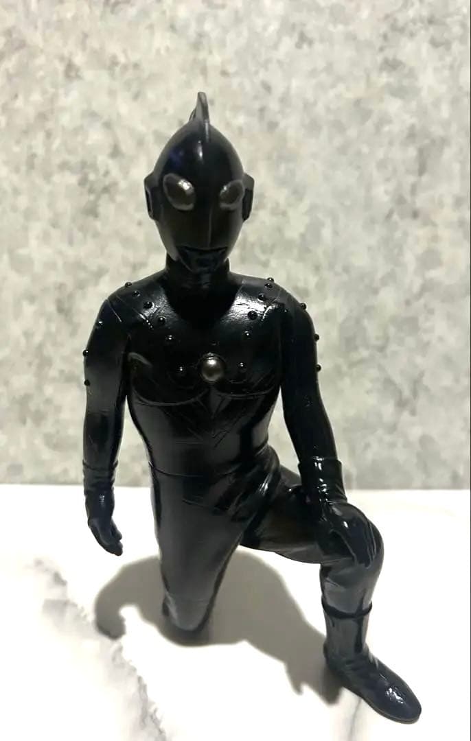 【500個限定】CCP DIVEウルトラマンシリーズブラックフィギュア７体セット