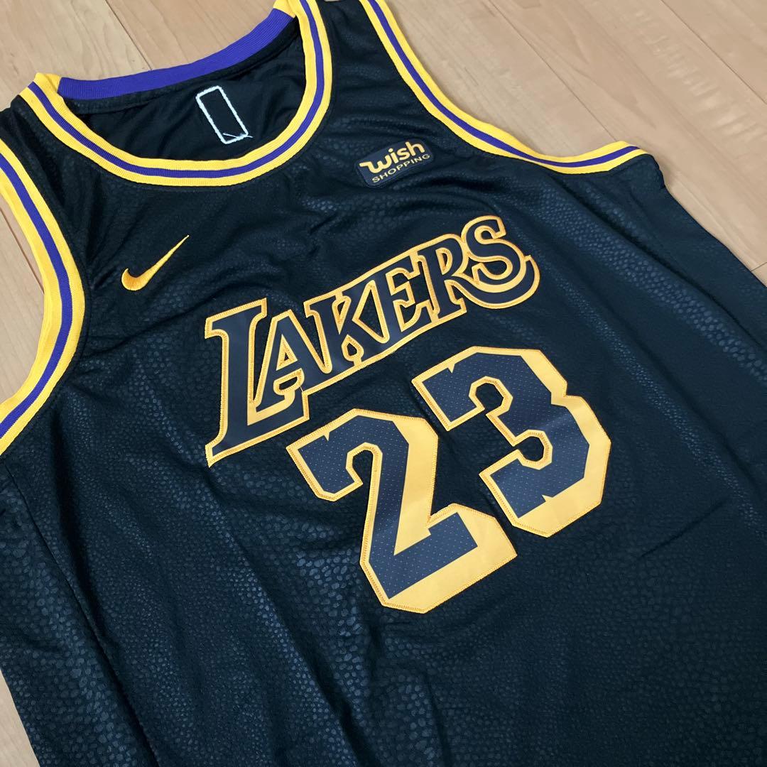 NIKE Los Angeles Lakers ユニフォーム James 23