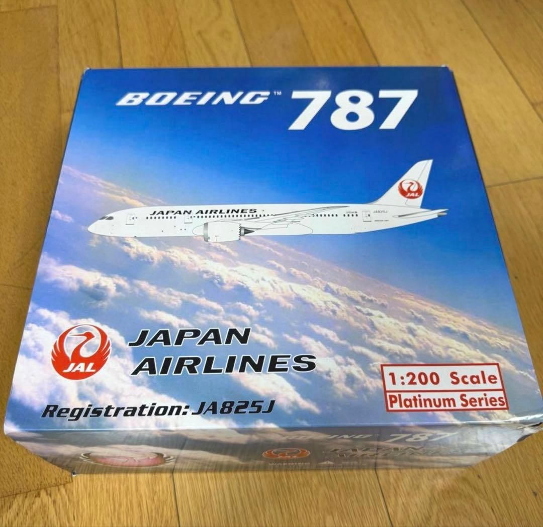 JAL B787-8型機　飛行機