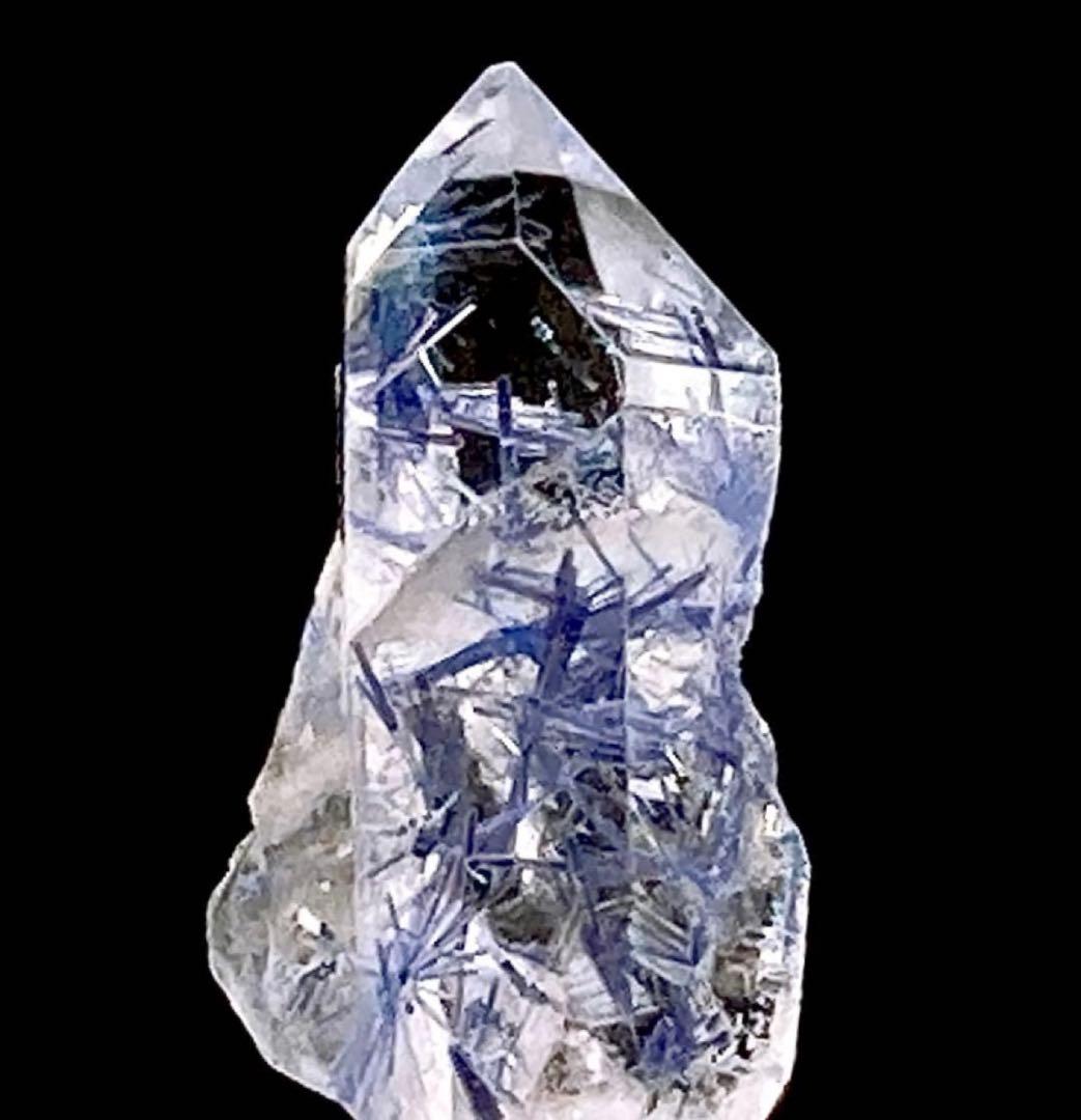 居*間様 デュモルチェライトインクォーツ　原石　鉱物標本　天然石　水晶　宝石 鉱