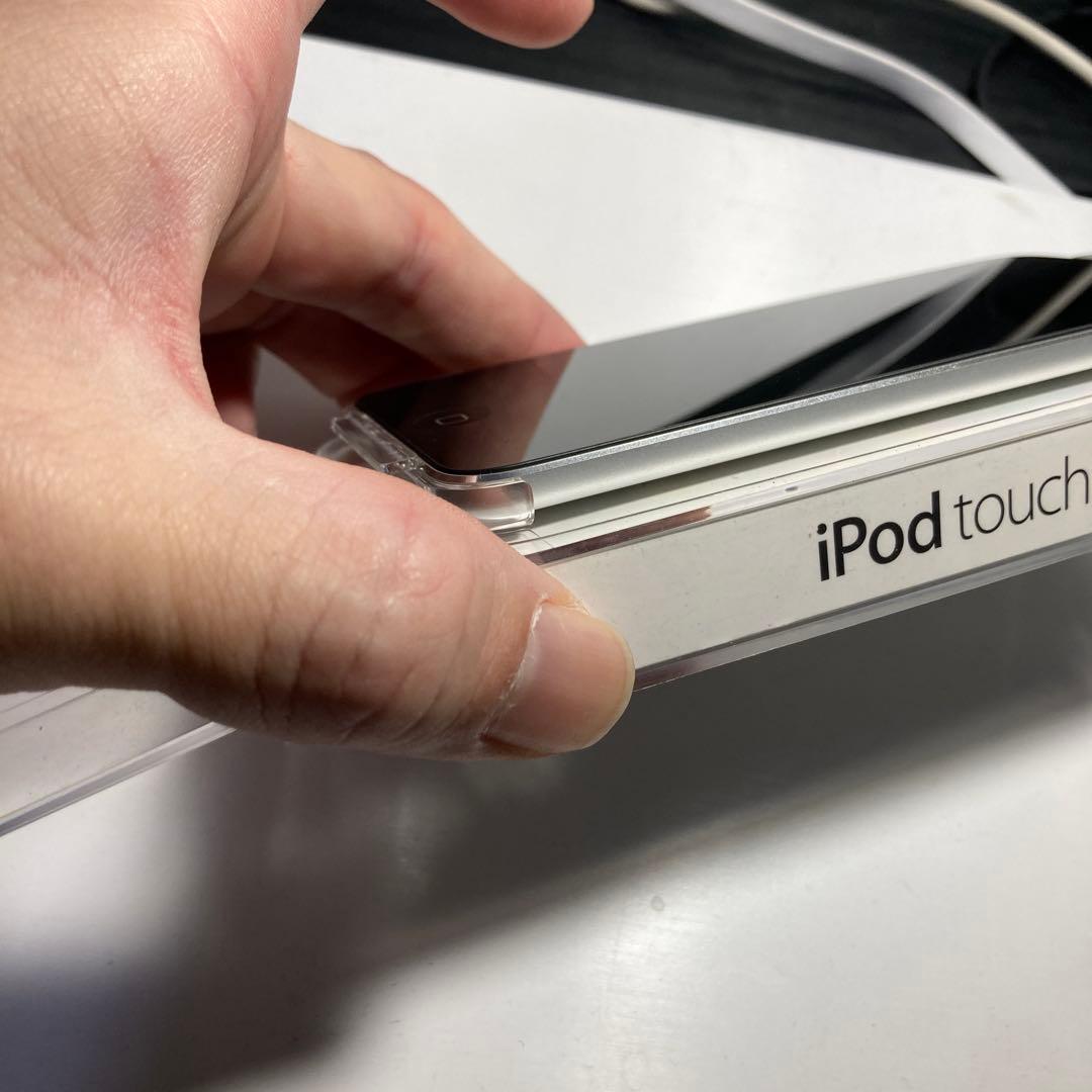 【新品未使用】iPod touch第五世代　16GB MGG82J/A