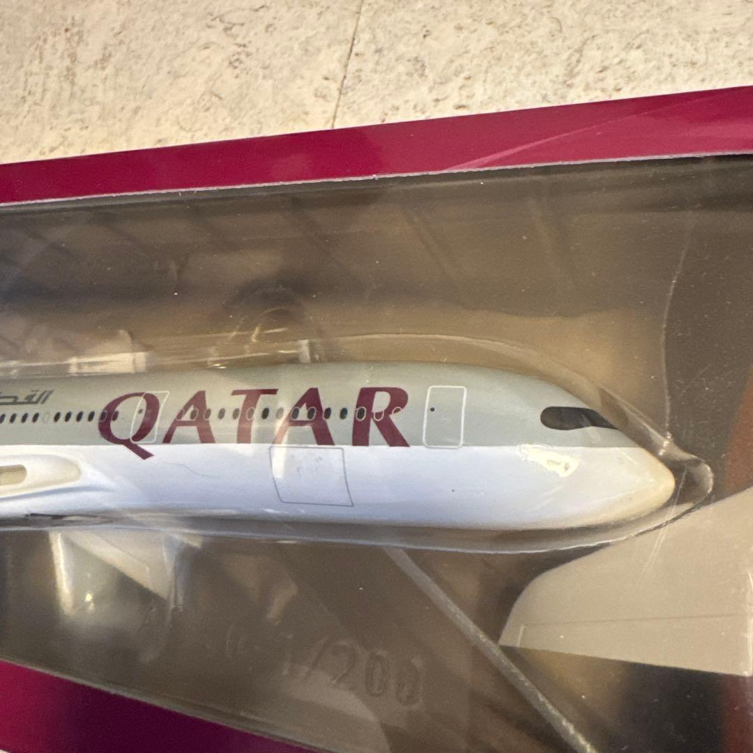 未開封　Airbus A350 Qatar Airways 1:200