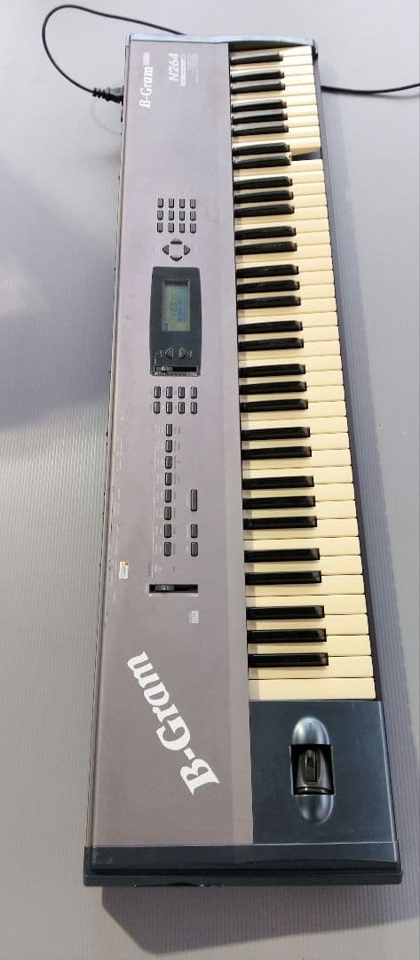 KORG N264 　シンセサイザー コルグ(あ85)
