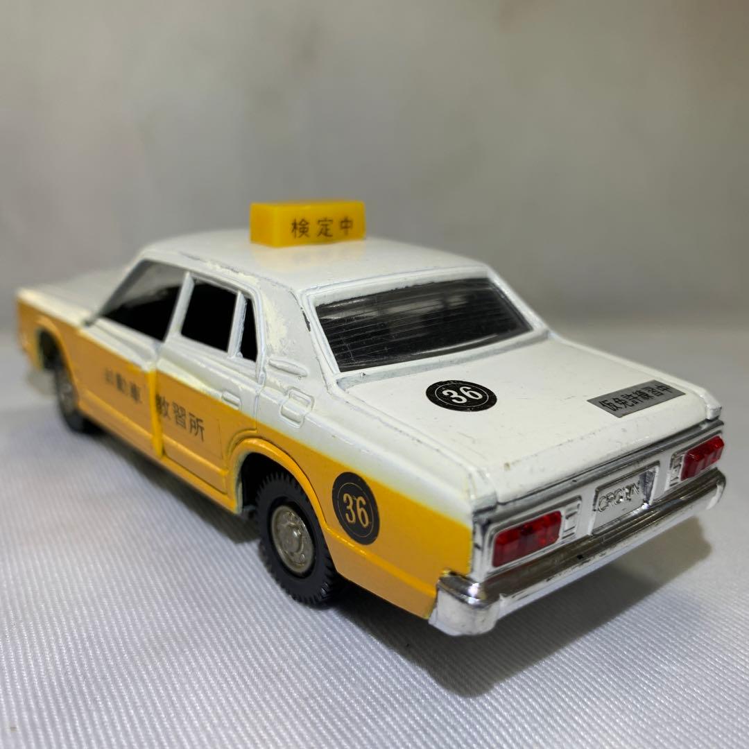 ダイヤペットトヨタクラウン自動車教習車