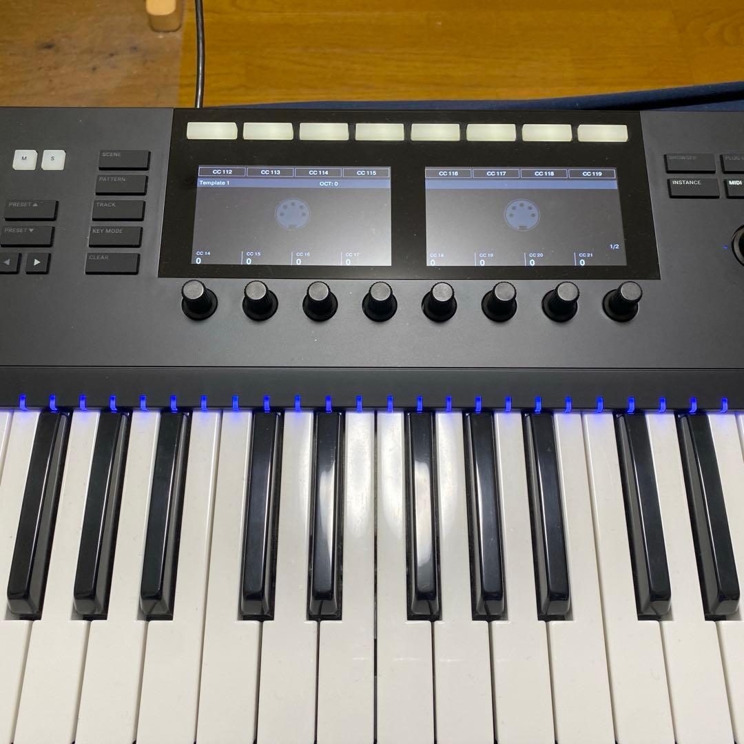 (Y.Kさん専用)Komplete kontrol s61 mk2 (本体のみ)