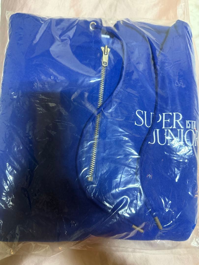 SUPER JUNIOR 15周年　公式パーカー　新品