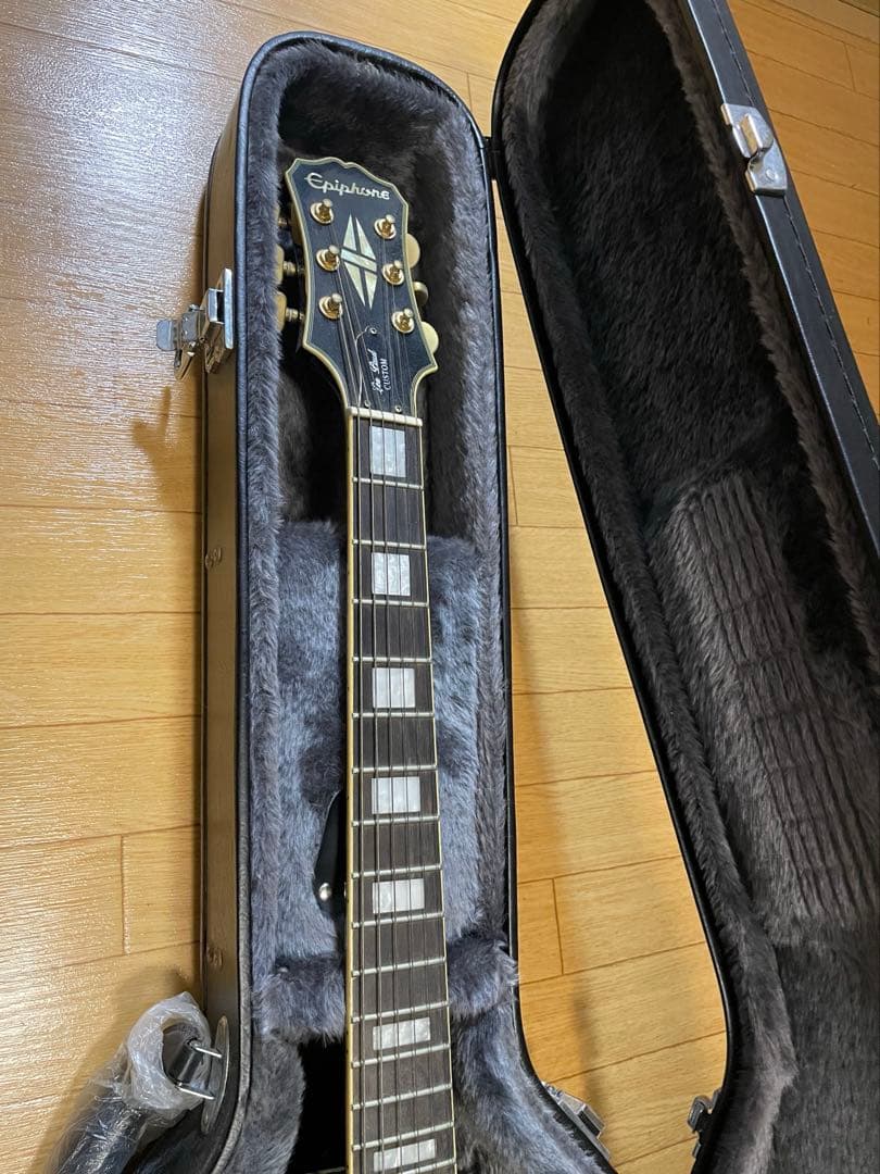 Epiphone Les Paul Custom エレキギター ハードケース付き
