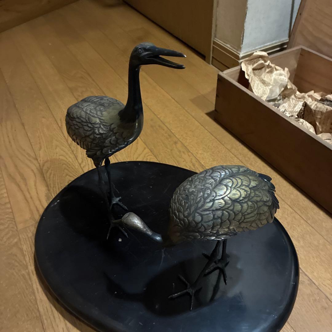骨董品、縁起物鶴　美術工芸品　古銅色分け青銅　鎌倉山の旧家から出ました