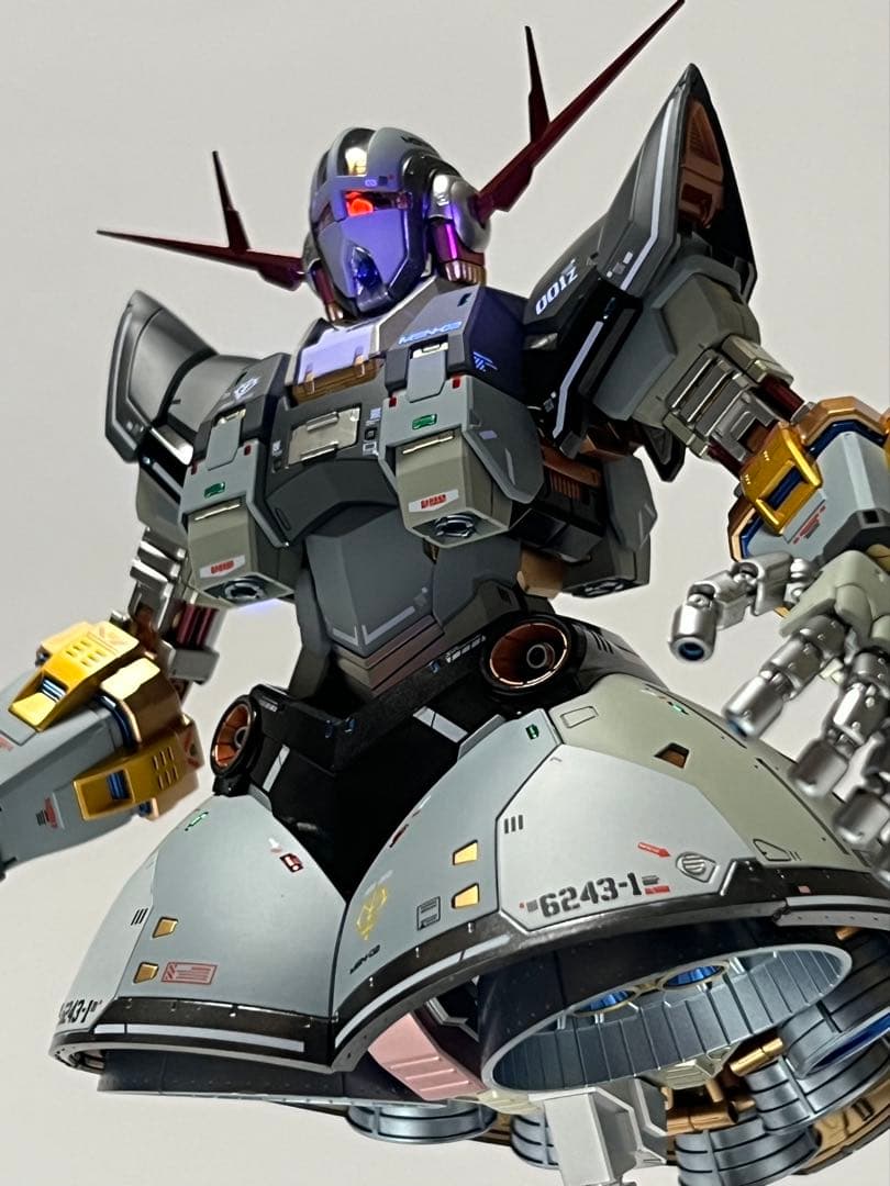 ガンプラ RG 1/144 ジオング 塗装完成品