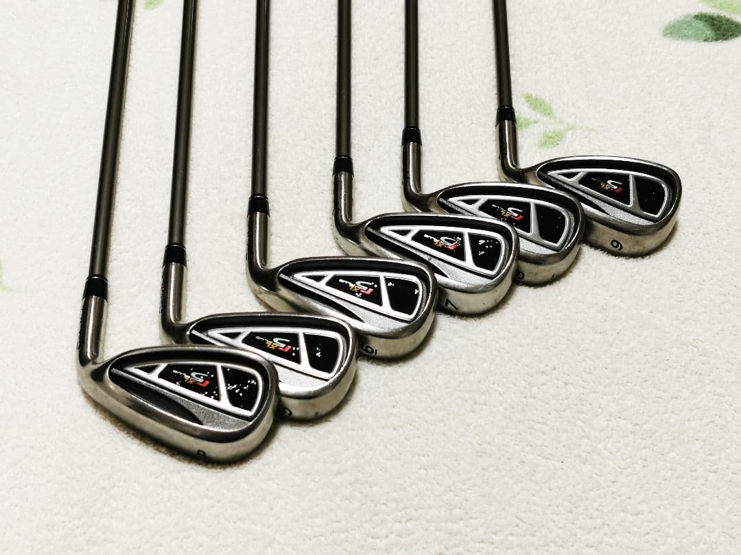 TaylorMade R5 XL Plus ドライバーとアイアンセット