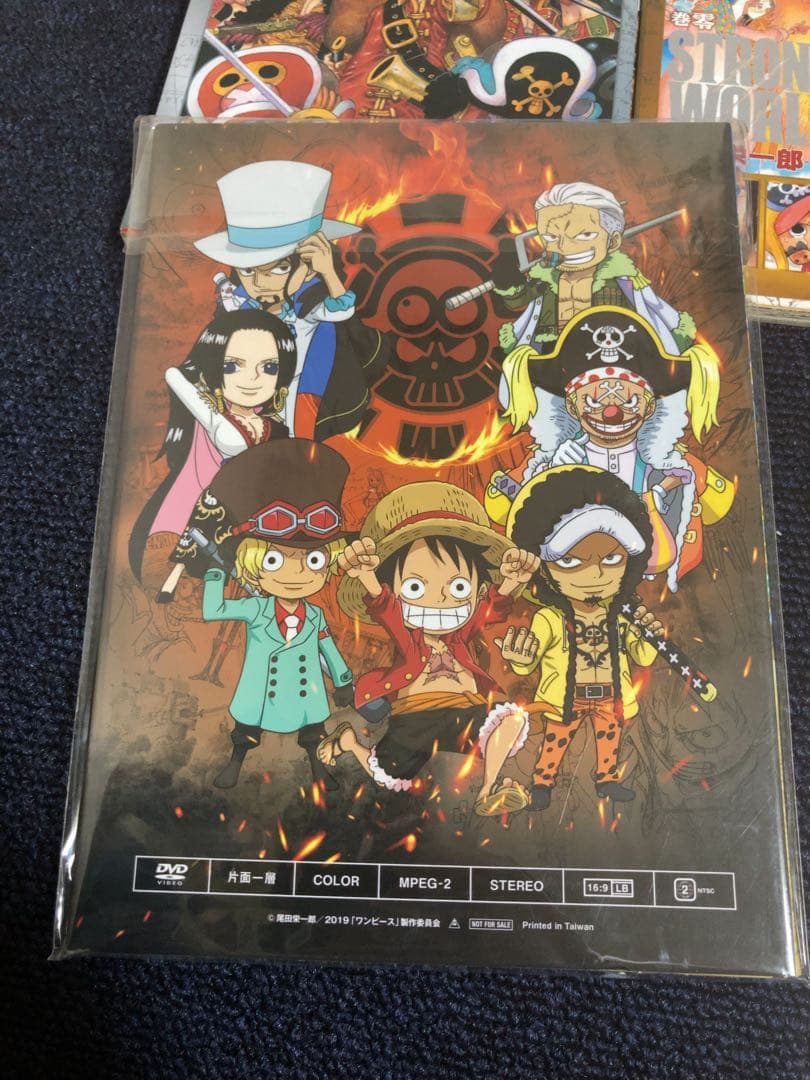 ワンピース ONE PIECE グッズまとめ売り 映画特典 非売品 冊子 シール