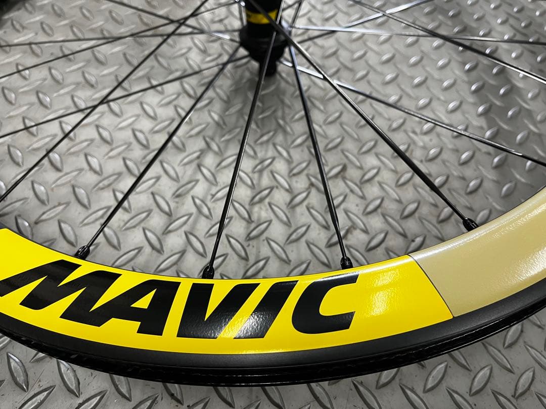 MAVIC Cosmic SLR 45Disc シマノ　イクシオンタイヤ2本付