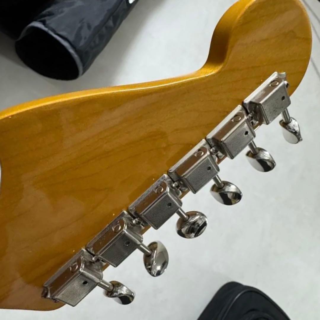 【青すぎる空】Fender 62 JazzMaster