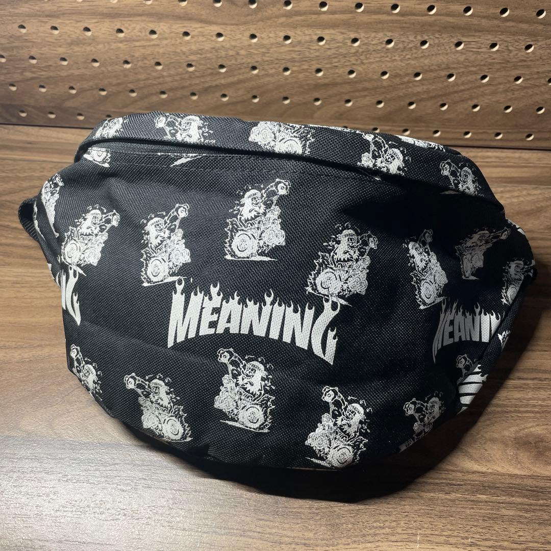 【美品】MEANING ショルダーバッグ ボディバッグ