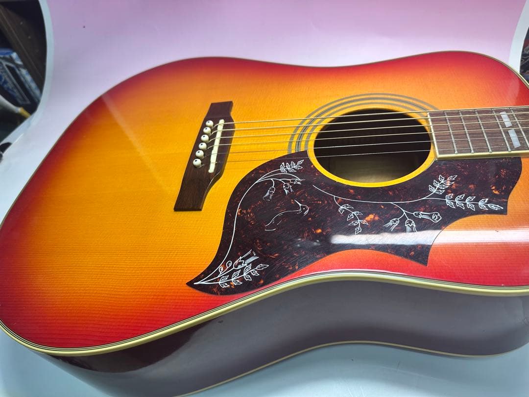 すずめの涙 希少Epiphone Hummingbird Aged