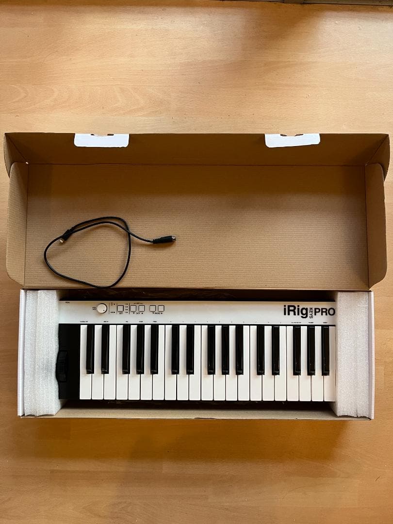 iRig Keys Pro 37鍵 MIDIキーボード
