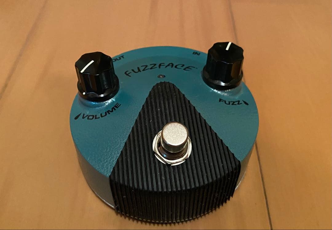 ｛出展最安値｝Fuzz Face Mini FFM3エフェクター