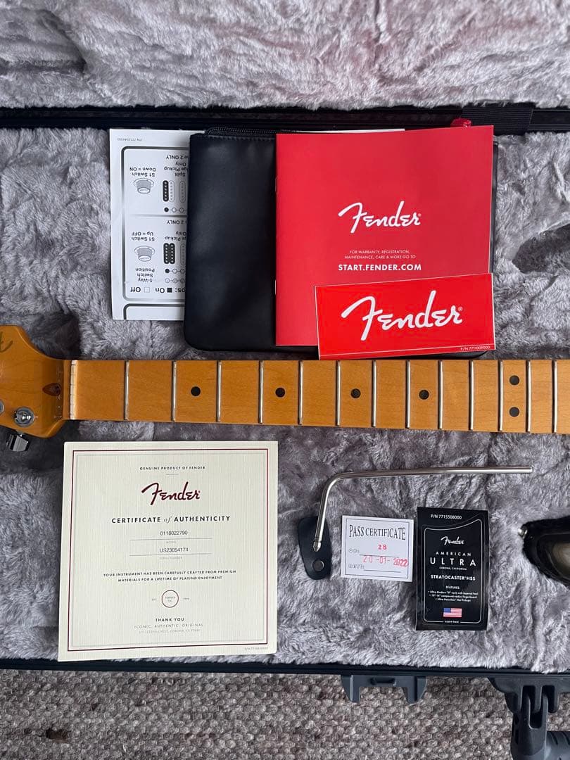 Fender American Ultra STRAT SSH メンテ済