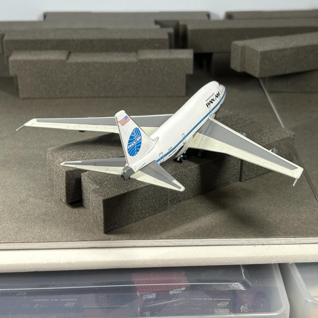 1/400 ジェミニジェッツ B747-SP パンナム N532PA 外箱傷み有
