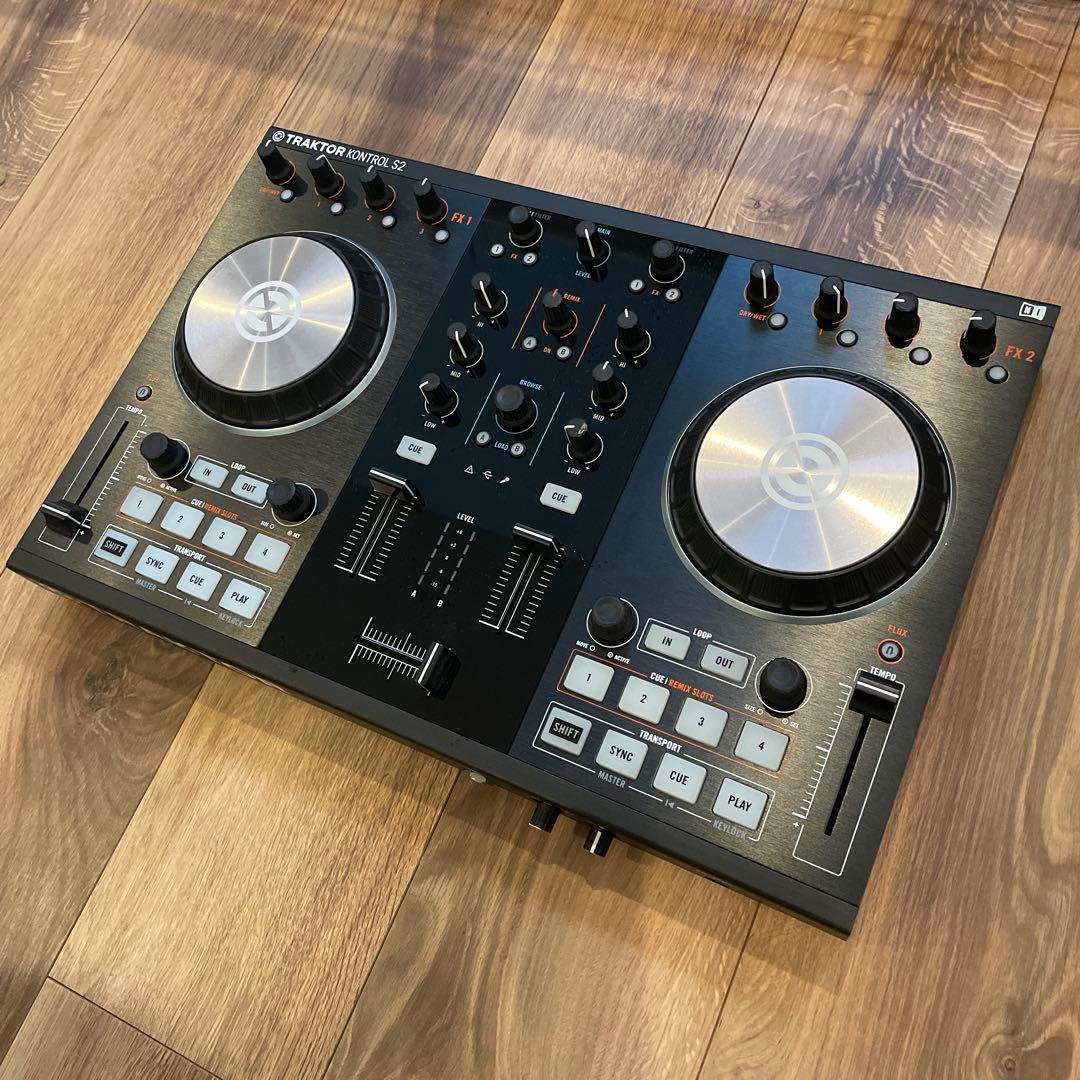 【値下げ】TRAKTOR S2 MK2 HW DJコントローラー