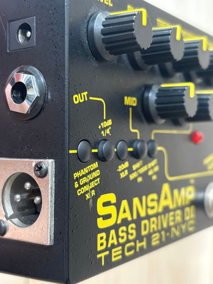 ベース Tech 21 SansAmp Bass D DI