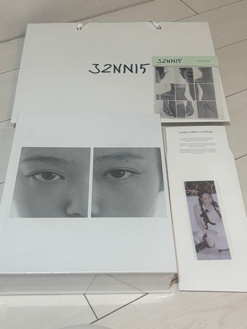 JENNIE ジェニ Photobook popupフォトブック j2nni5