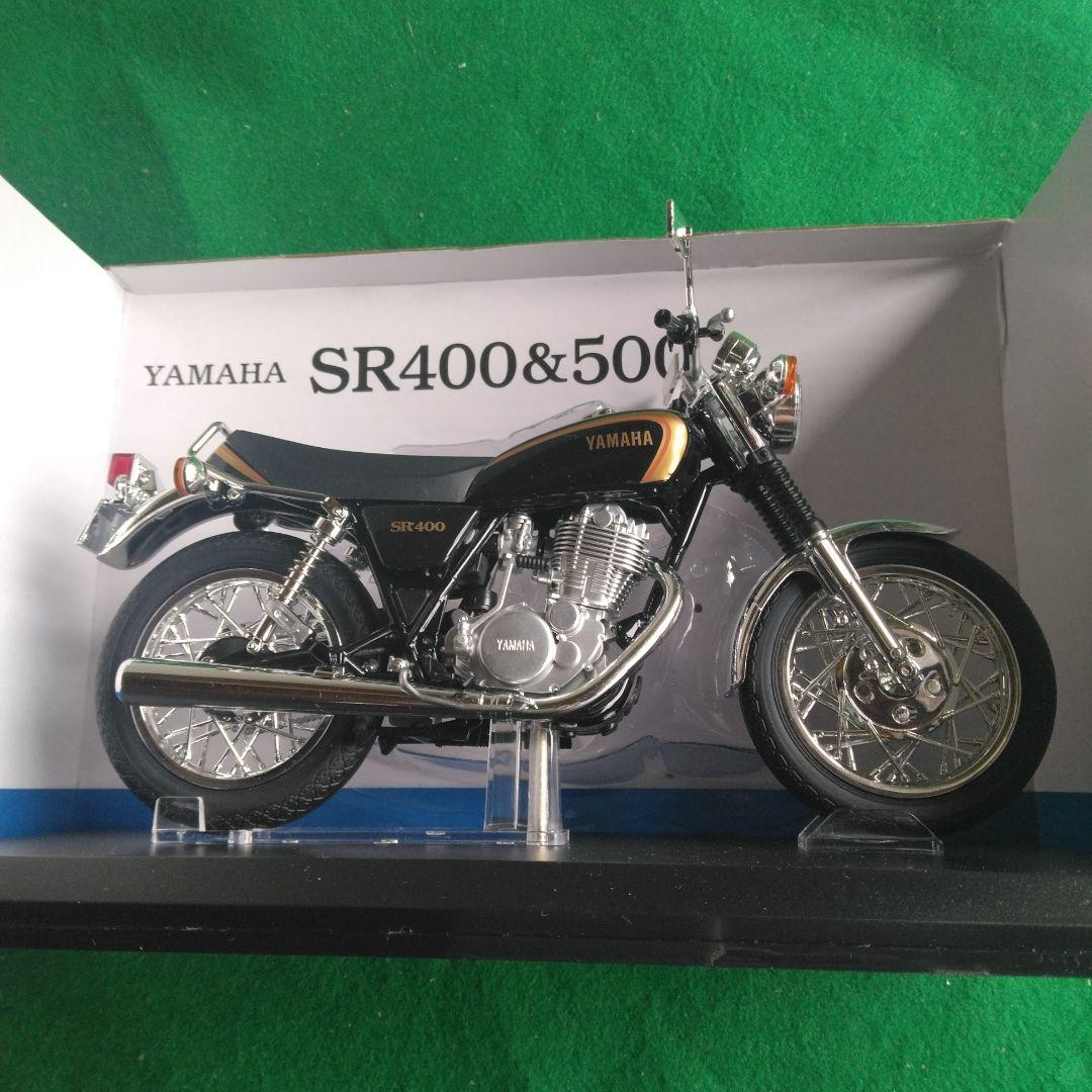 YAMAHA SR400 ヤマハ ブラックゴールド 1/12 完成品 アオシマ