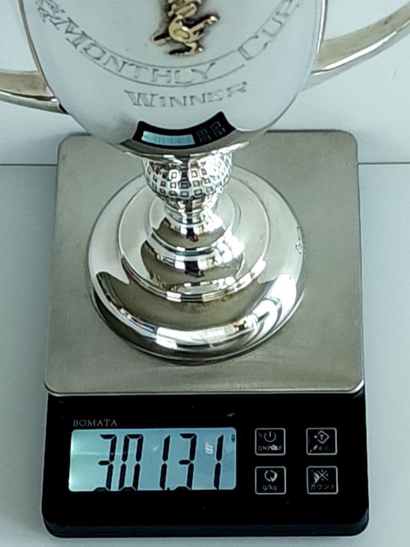 銀製 Silver MONTHLY CUP 301.31g　ゴルフ 記念カップ