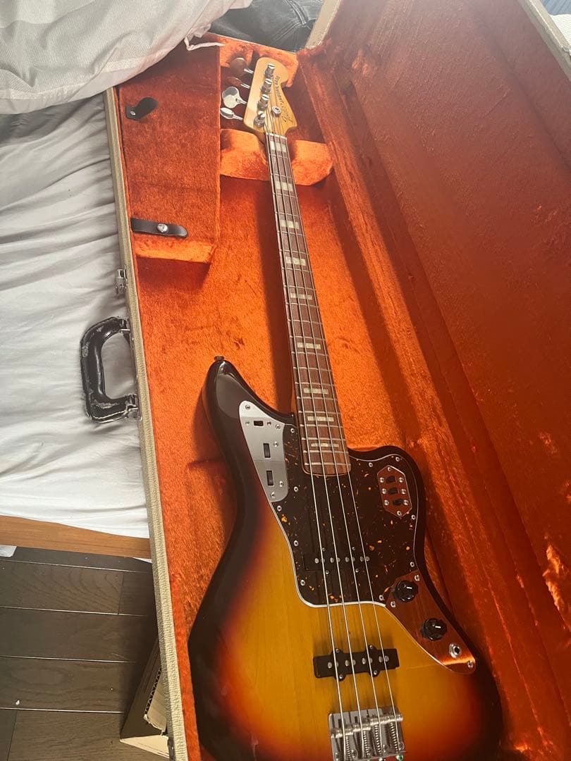 Fender Japan JAB-EQ Jaguar Bassカスタム
