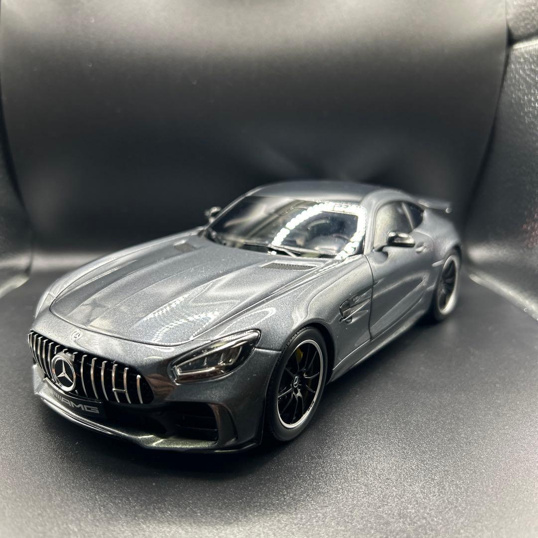 メルセデス・ベンツ AMG GT Rミニカー 1/18
