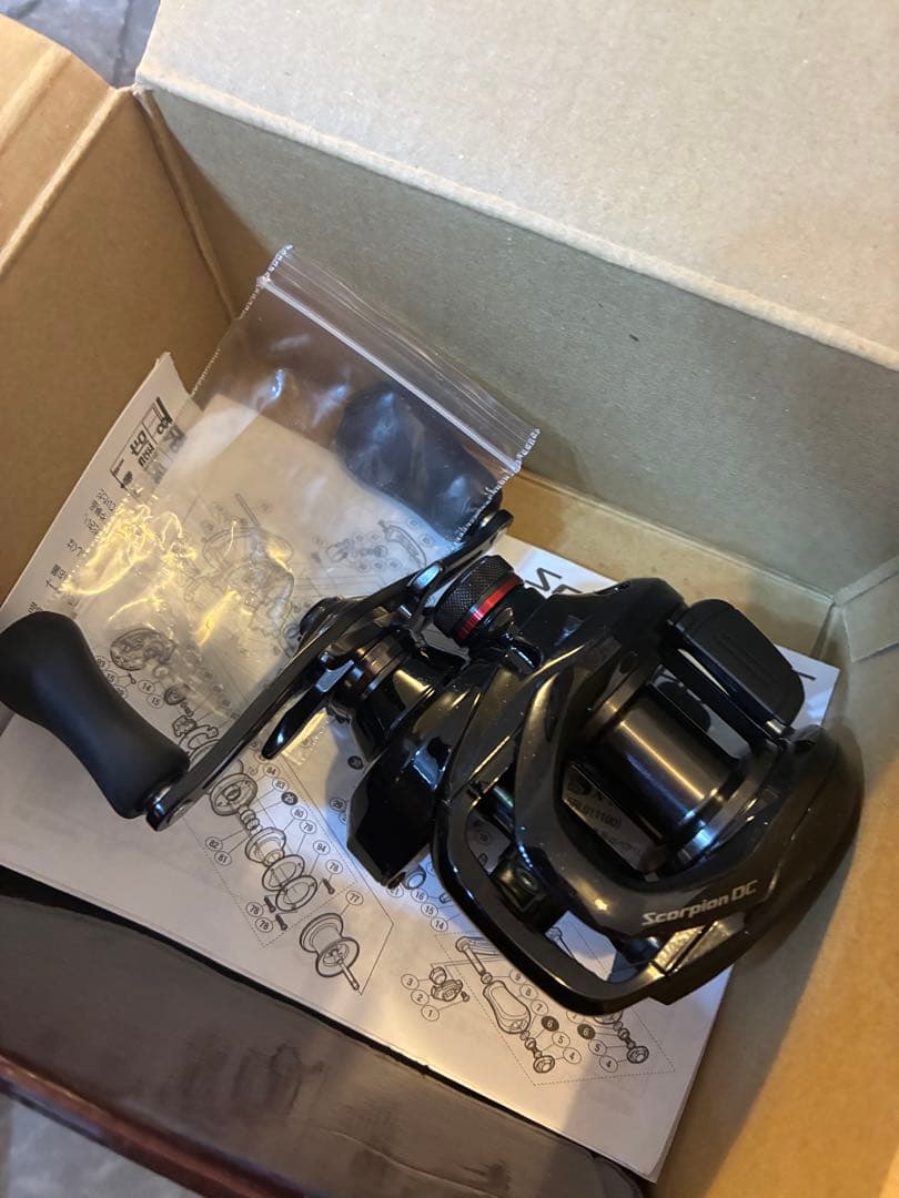 SHIMANO Scorpion DC 100HG ベイトリール