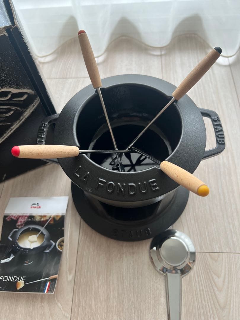 お値下げ美品STAUB LA FONDUE フォンデュセット