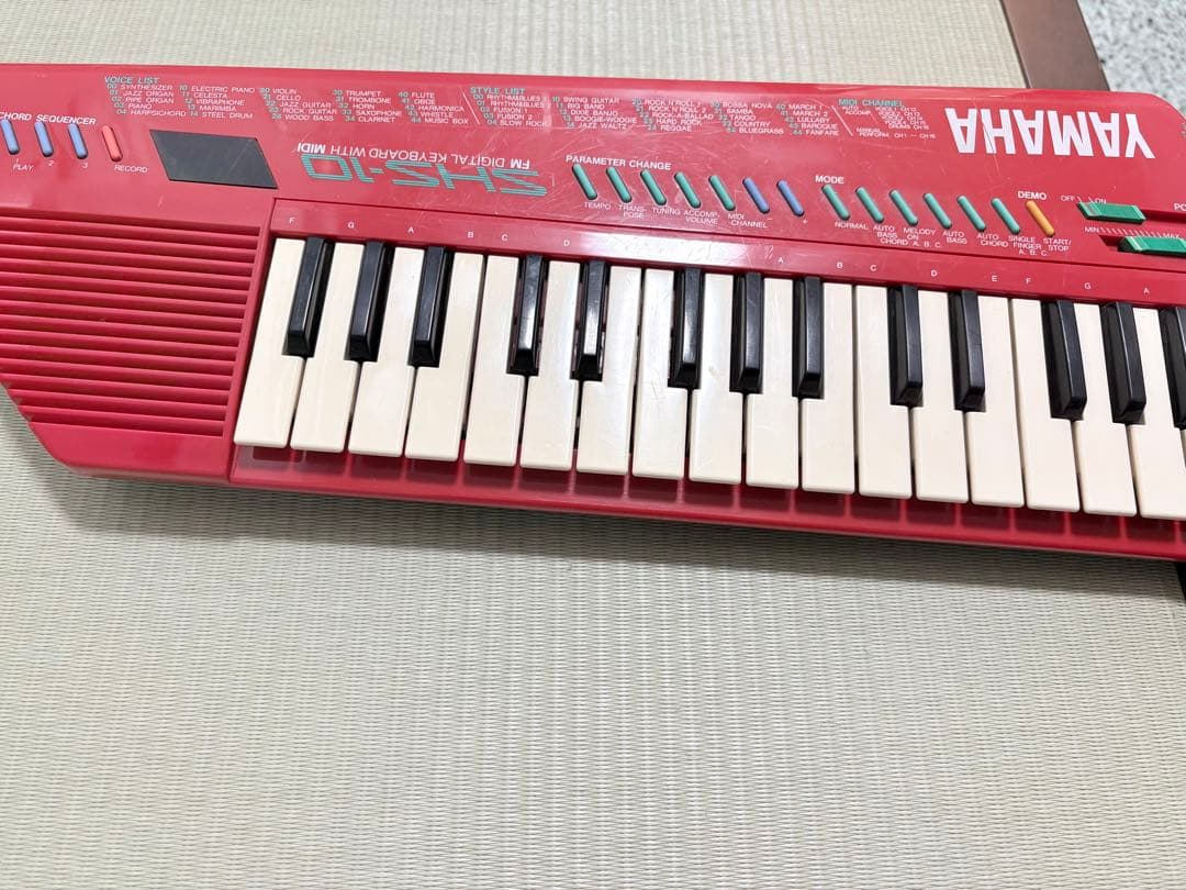 YAMAHA ヤマハ ショルダー キーボード SHS-10R レッド